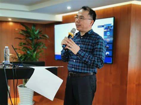 薪火五月 法律研讨沙龙第12期 13期 信息报导 江苏剑桥颐华律师事务所