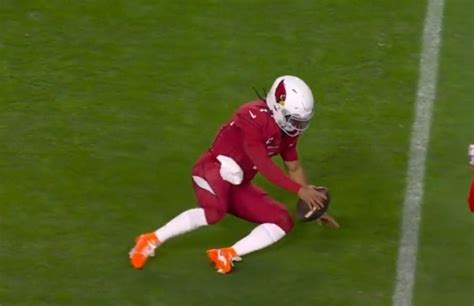 Kyler Murray Goes Down With Non Contact Injury