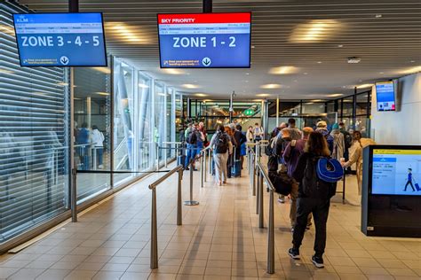 Is Klm Premium Economy Worth It On The Boeing 787 Dreamliner The