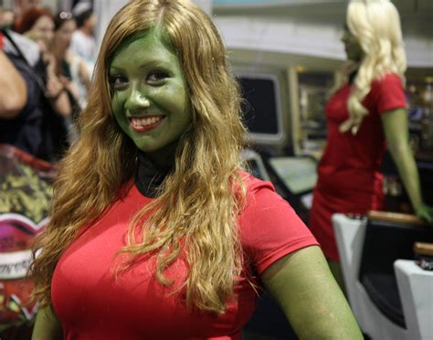 Star Trek Cosplay Orion Slave Girl Obsolete Gamer