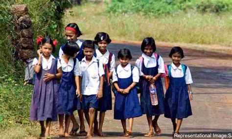 தமிழகத்தில் பள்ளிகள் திறப்பு ஜூன் 7 ம் தேதி மாற்றம் அதிகாரப்பூர்வ