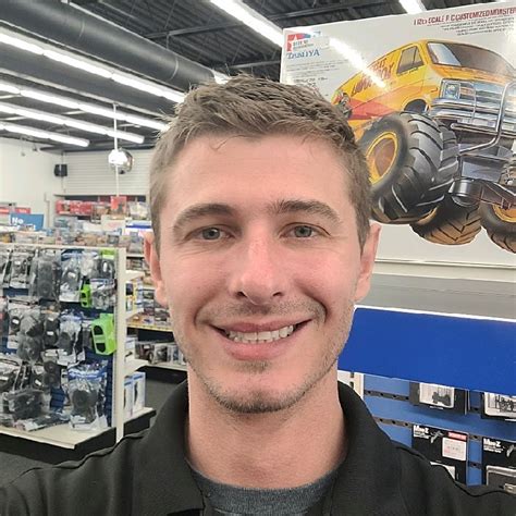 Devin Eaton Assistant Manager Hobbytown Linkedin