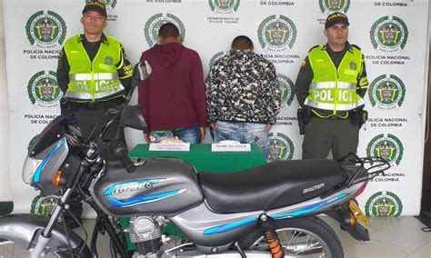 Capturados Dos Hombres Que Movilizaban Estupefacientes En Una Moto