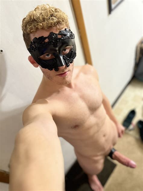 Model Of The Day Dylan Tides Daily Squirt