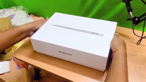 Unboxing The Revolutionary Macbook Air M1 Experience The Future Youtube