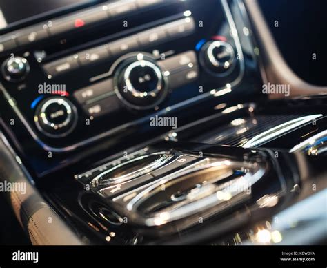 Console centrale de voiture Banque de photographies et dimages à haute résolution Alamy