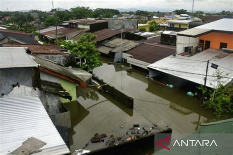 Sebanyak 3 046 Rumah Terdampak Banjir Di Makassar ANTARA News