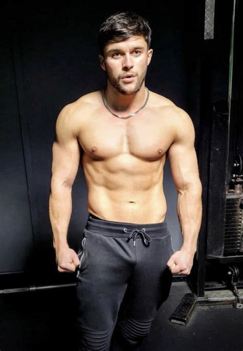 Aedan Duckworth Looks Good In Black Rcelebritybulge