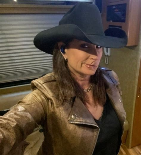 Best Country Music Country Music Artists Country Singers Jennifer
