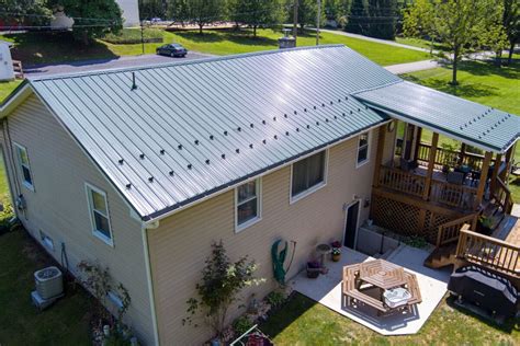 Top 5 Warning Signs That Its Time To Replace Your Shingle Roof