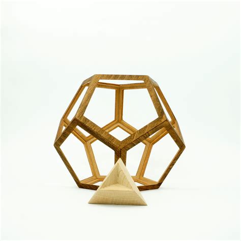Dodecaëder Geometrie Met Standaard Houten Dodecaëder Gulden Etsy