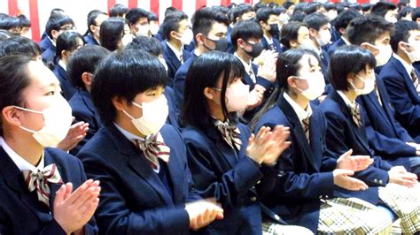 202339 3月10日の第35回 卒業式まで、あと1日。 午前中は卒業式の最終リハーサルをおこないました。このあと午後は送別会を予定して