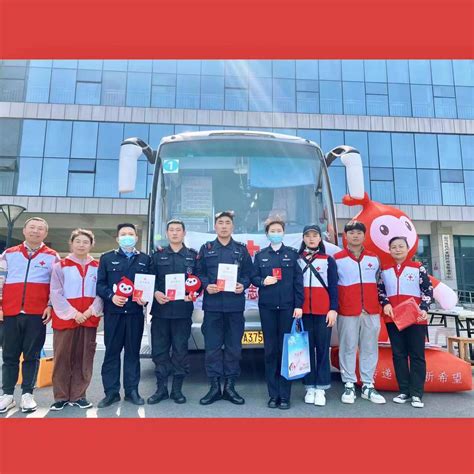 宿马园区组织党员干部职工开展“爱心献血”活动宿州马鞍山现代产业园区