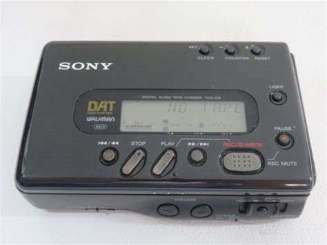 Yahooオークション Sony Tcd D8 ポータブルdatレコーダー Walkman