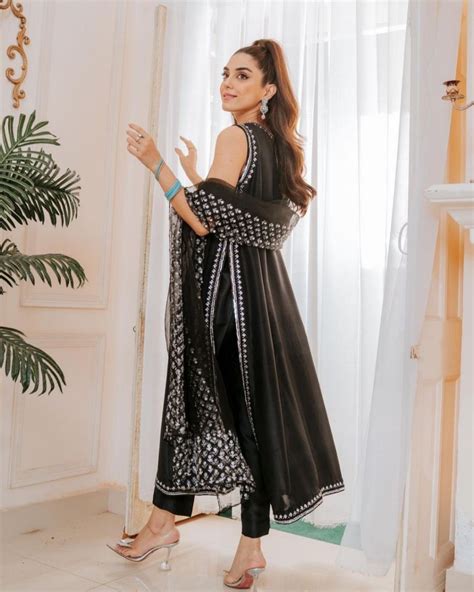 Black Pure Georgette Embroidery Work Pakistani Suit With Dupatta