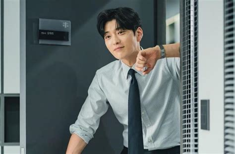 9 Potret Jang Seung Jo Di Strangers Again Drama Barunya Dengan Kang