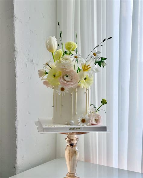 브릴랜드 생화케이크 주문제작케이크 웨딩케이크 돌잔치케이크 연예인서포트케이크 친구 두분이 사이좋게 원데이 클래스에서 이쁜케이크 만들어 가셨어요~ 원데이