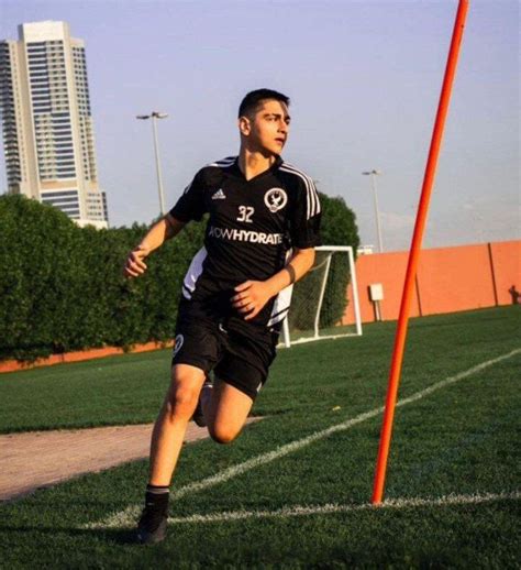 عکس استارت پسر مجیدی در تیم اماراتی تصویر خبرسازی که فرهاد از بردیا