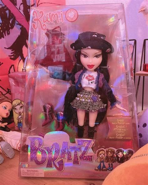 𝐋𝐮𝐧𝐞 룬 🎃 On Instagram Kumi Has Arrived Bratz 💜💅🏳️‍⚧️💕😈👅💋👩🏻‍ ️‍💋‍👩