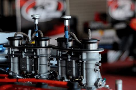 Cómo funciona un carburador 1 Automovilismo Deportivo