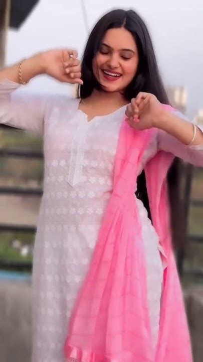 कसा वाटला डान्स Cumment मधे नक्की सांगा 🫶 Marathi Dancevideo Shorts