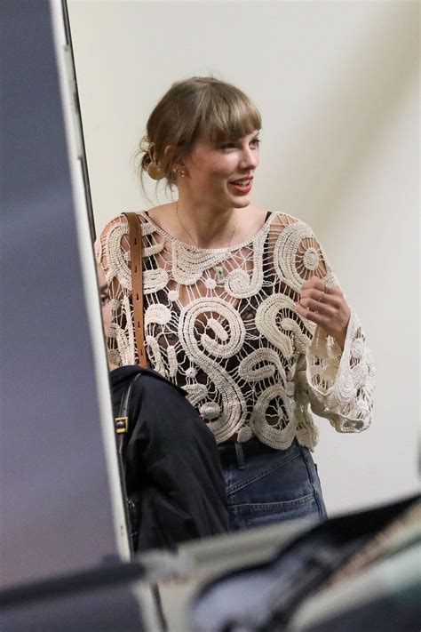 Taylor Swift Endorses The Sheer Trend At Dinner With Selena Gomez And