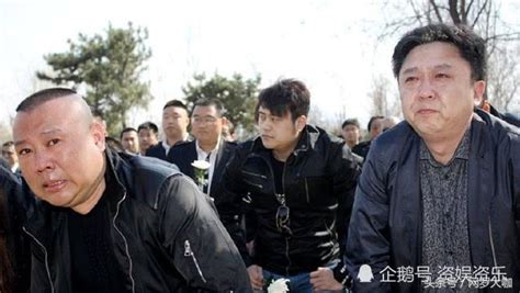 侯耀文忌日引郭德綱悼念，曾經師徒如父子，如今已陰陽兩隔 每日頭條
