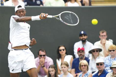 Eubanks Edges Tsitsipas To Reach Quarterfinals In Wimbledon Thriller