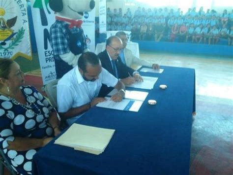 Mi Escuela Primero llega al Colegio José Octavio Huerta A en Pesé