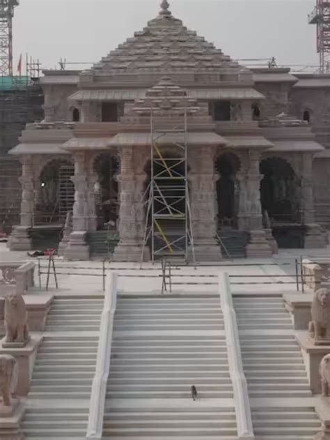 अयोध्या को क्यों कहते हैं धार्मिक नगरी