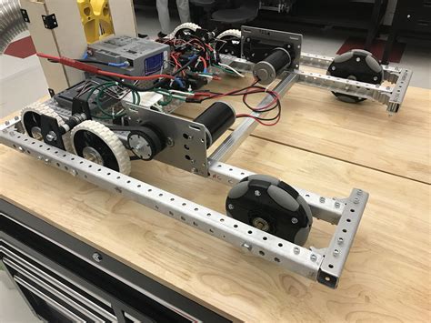 Robot