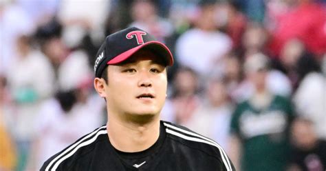 1위 Lg 부상 날벼락 최원태 결국 이탈 우측 광배근 미세손상 2주 후 재검진
