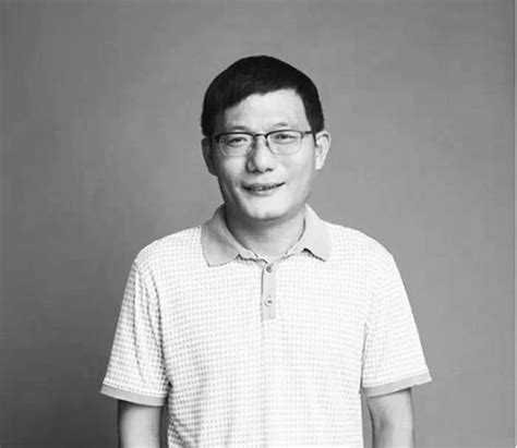 彭卫 彭卫华 振红 大山谷图库