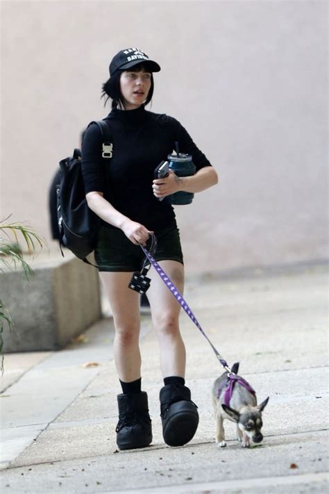 Billie Eilish Flaunts Her Legs In Small Shorts 10 Photos The Fappening