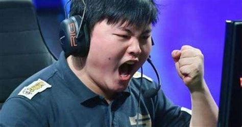 S7三星夺冠后为何观众狂喊：rng！