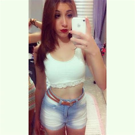 Erica 18 Aninhos Tirou Fotos Dando Caiu Na Net Videos De Sua Vizinha