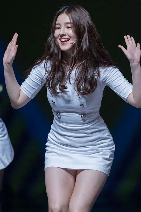 Nancy Jewel Mcdonie Height Weight Age Nancy Momoland Nancy Jewel