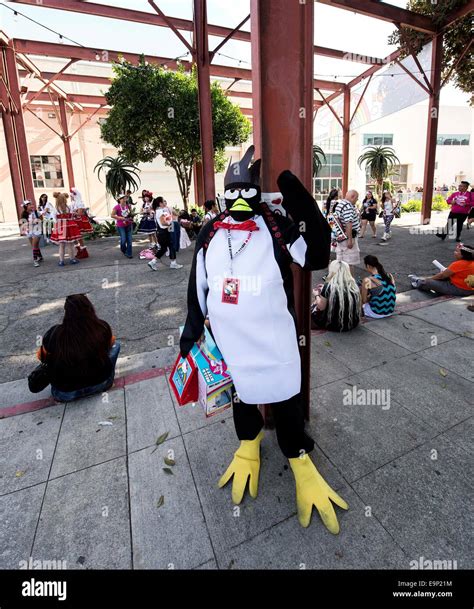 Los Angeles California Usa 30th Oct 2014 Fans Of The Hello Kitty