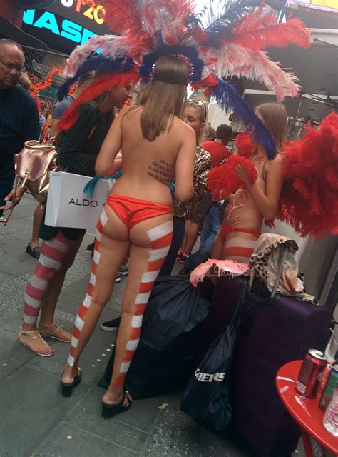 Feathers Porn Pic Eporner