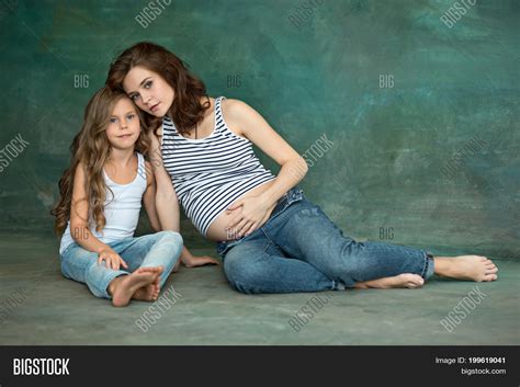 Pregnant Mother Teen Image And Photo Free Trial Bigstock