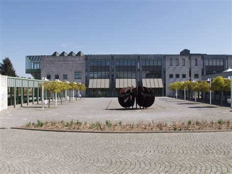 Le Grand Livre De Classe Création Du « Lycée Technique De Bonnevoie Ltb