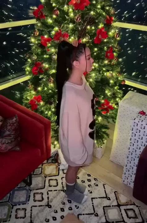 Celebrity Pantyhose Feet On Tumblr