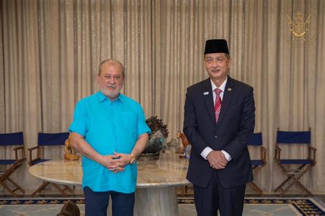 Kkmalaysia On Twitter Rt Dghisham Merafak Sembah Menjunjung