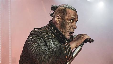 Vorwürfe Gegen Till Lindemann Sex Raum Unter Der Bühne Abendzeitung