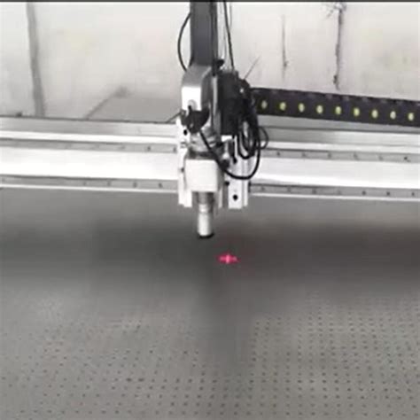 案例展示 其他视频演示 振动刀 震动刀 圆刀 气动刀 V刀 喷胶阀 深圳市蔡伦科技有限公司