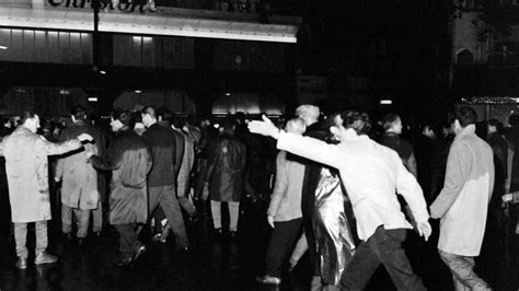 Grand Entretien Massacre Des Algériens Du 17 Octobre 1961 Sil Y A