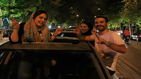 تمديد العقوبات الأميركية يقلق إيران ويهدد الاتفاق النووي