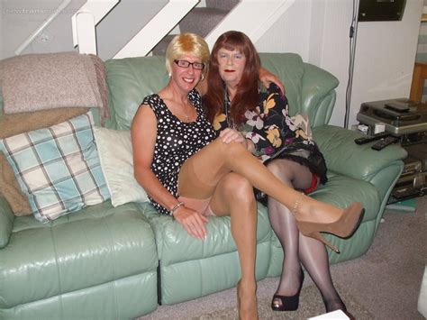 Miss Andi Moorcock Mature Crossdresser And Friends Photo 4