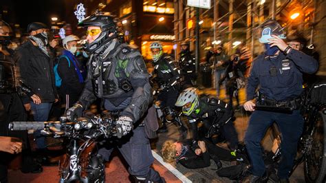 Police Kettle And Arrest Protesters In Nyc The New York Times