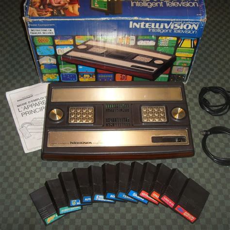 Mattel Intellivision Console [fr] Consolevariations
